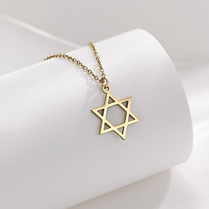 AILUOR 18K Gold Plated Megan Star of David Pendant Necklaces, Six Pointed Megan Star Jewish Israel Jewelry for Women/Men Hip Hop Jewelry (Gold)