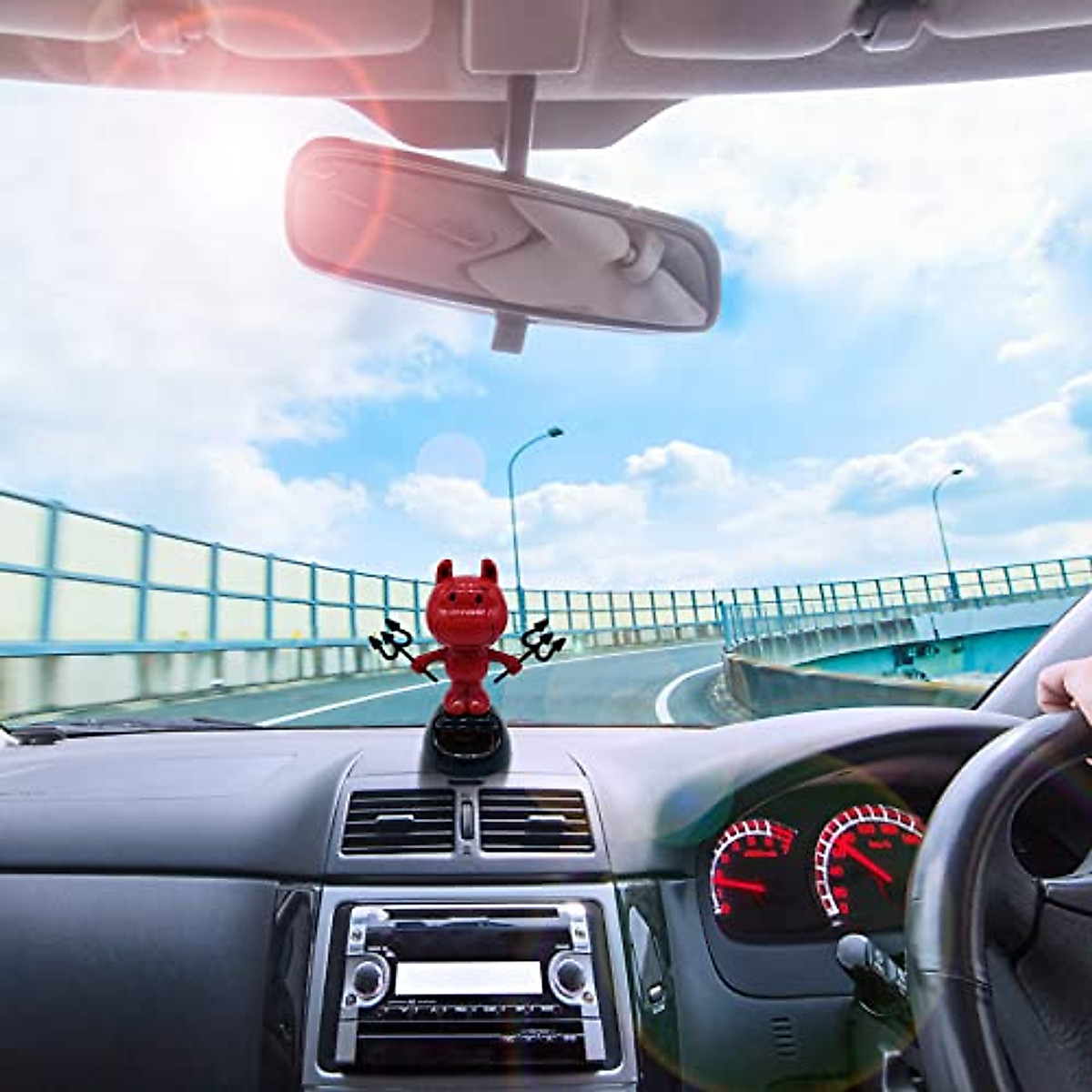 Car Dashboard Decoration Solar Shaking Head Dancing Doll Mini Bobbleheads Plastic Bobble Head Figures Ornaments Car Interior Decoration Office Home Tabletop Decor Bobble Head Toy Gift