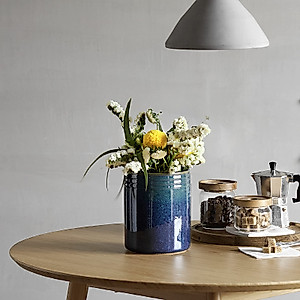 DOWAN 7.2" Large Kitchen Utensil Holder for Countertop, Ceramic Utensil Crock with Table-Protection Cork Mat, Cooking Utensil Holder for Kitchen Decor & Housewarming