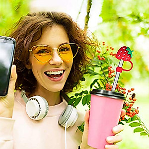 BESTOYARD 2pcs Silicone Straws Tips Covers Strawberry Shaped Straw Plug Compatible with Stanley Straw Drinking Beverages Accessories