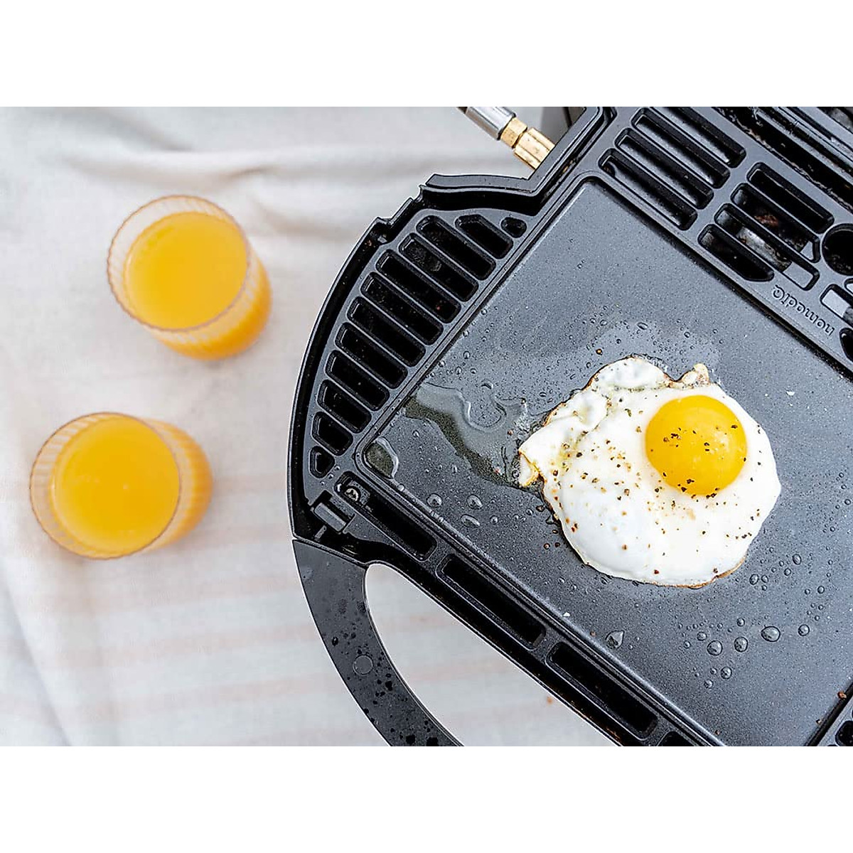 nomadiQ Portable Gas Grill + Protective Sleeve + Griddle