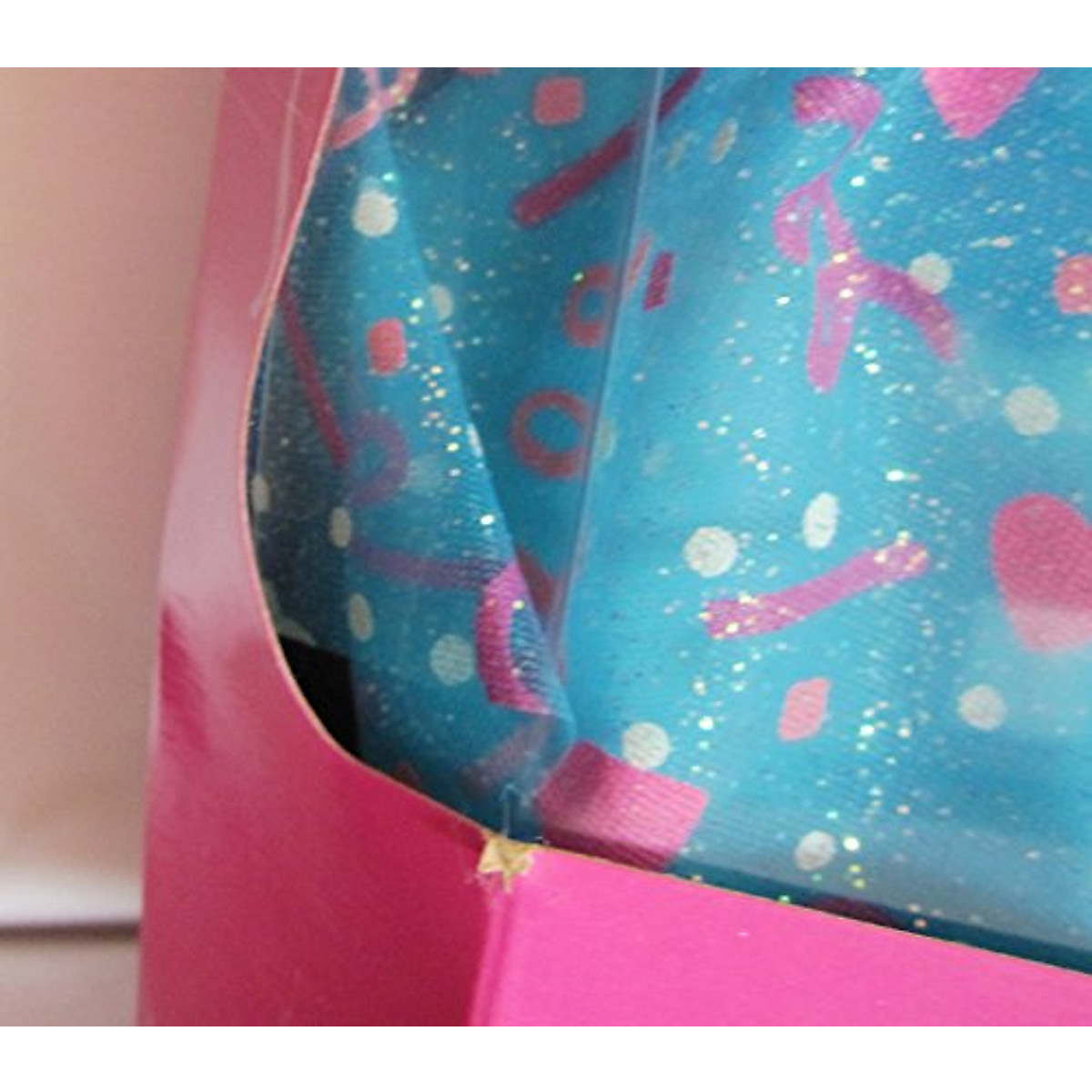 Barbie Birthday Doll - She's The Prettiest Present of All! (1993)