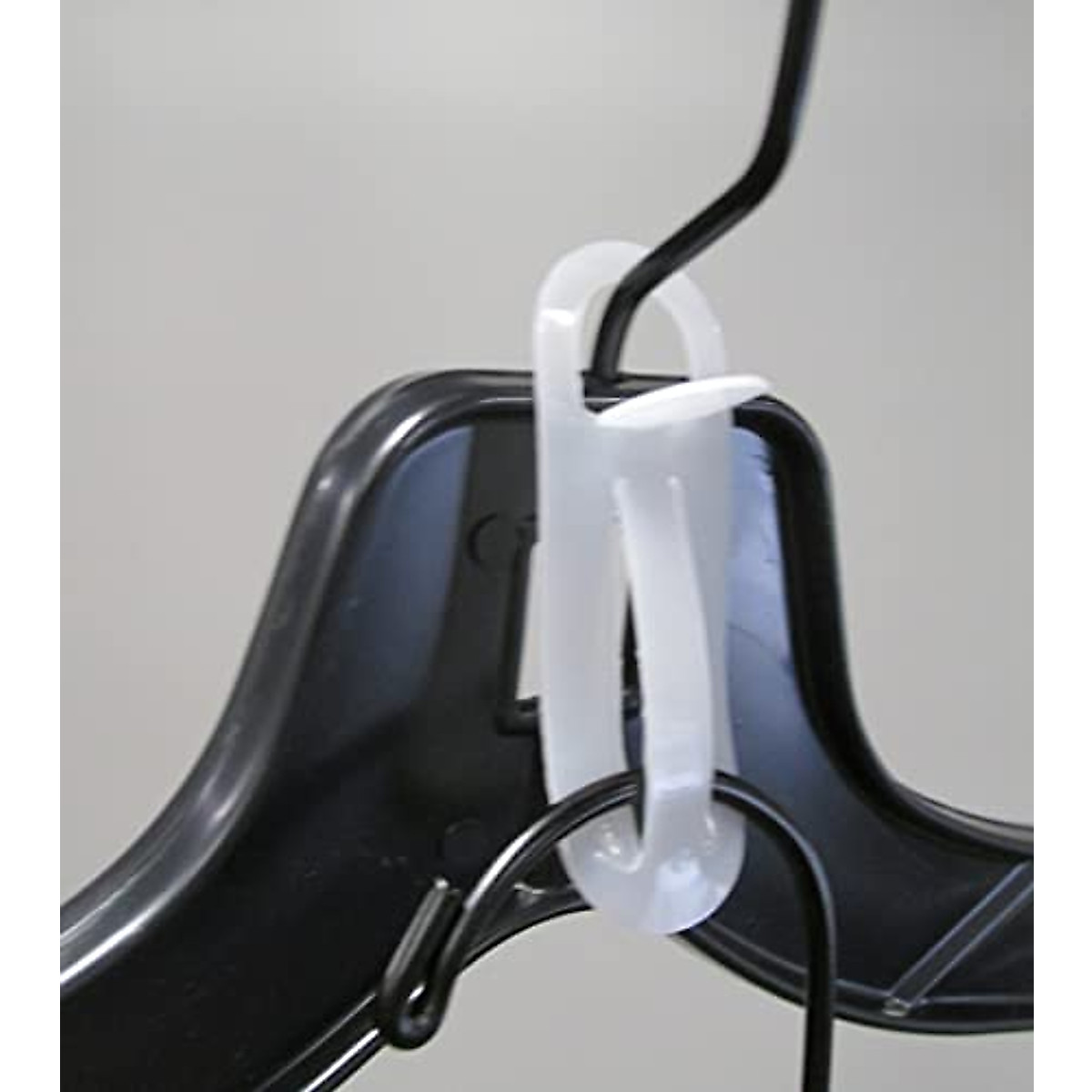 NAHANCO PB100; 2 1/2" Plastic Piggy Back Connectors for Clothes Hangers, Natural (Pack of 100)