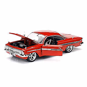 Jada Toys Fast & Furious 8 1:24 Diecast - Dom's Chevy Impala Vehicle , Red
