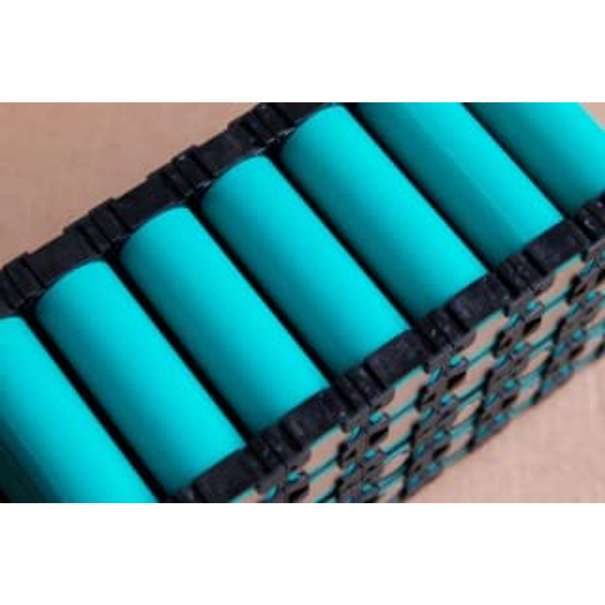 Heyiarbeit 20Pcs 3x7 Cell Spacer 18650 Lithium Battery Plastic Holder Bracket for DIY Battery Pack 18.5mm Hole Dia