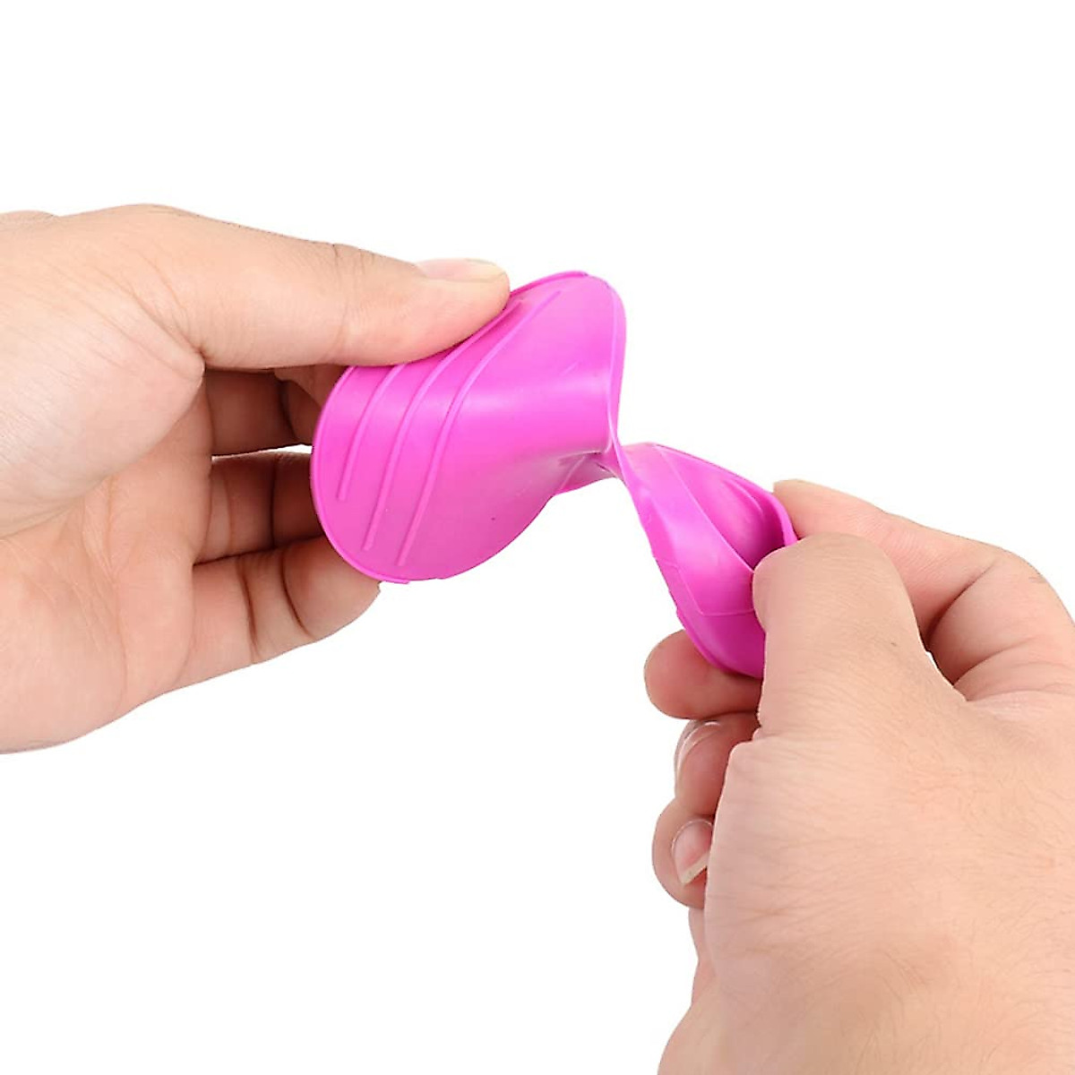 YARNOW 3Pcs Mini Oven Mitts Gloves Silicone Pot Holder Heat Resistant Finger Protector Pinch Grips Hot Dish Bowl Plate Holder Clip for Kitchen Tools Random Colors