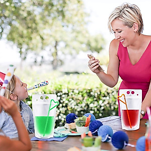 Lainrrew 50 Pcs Drink Pouches with 50 Pcs Straws, Freezable Juice Pouches Bags Reclosable Zipper Plastic Smoothie Bags Heavy Duty Hand-Held Translucent Ice Drink Pouches Bag for Cold & Hot Drinks