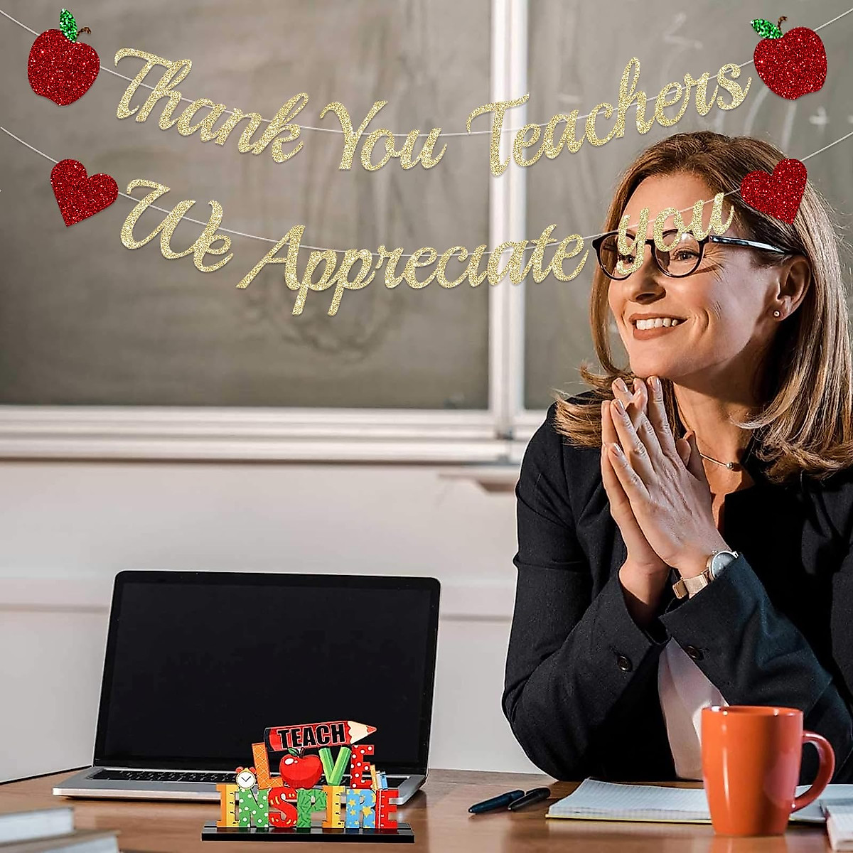 Teacher Appreciation Decorations Banner Glittery Thank You Teachers We Appreciate You Banner Teacher Appreciation Week Garland Banner with Glittery Red Heart Apple Teacher Day Teachers Day Party Decorations Supplies
