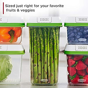 Rubbermaid 6-Piece Produce Saver Containers for Refrigerator with Lids for Food Storage, Dishwasher Safe, Clear/Green