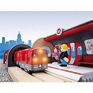 Brio - 33513 Metro Railway Set | Dynamic 20 Piece Wooden Train Set with Interactive Accessories | Perfect for Kids Ages 3 and Up | Fosters Creativity and Motor Skills