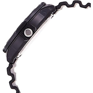 Casio Collection Men's Watch MRW-200H, Black/Red, 47.9 x 44.6 x 11.6 mm, Bracelet