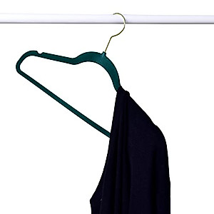 SYNHOZZ Velvet Hangers ，Green Non-Slip Suit Felt Hangers,Ultra Thin Space Saving 360 Degree Gold Hook Clothes Hangers Huggable Hangers Velvet for Suits,Coats,Jackets,Pants,Dress (50 Pack, Green