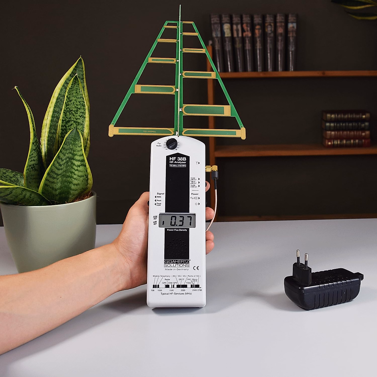 GIGAHERTZ SOLUTIONS HF38B RF Meter - 700MHz - 3.3GHz - 2 Year Warranty! Measures WiFi, Smart Meters, Cell Phones Etc.