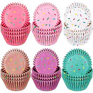 600 Pieces Christmas Candyland Party Cupcake Liners Colorful Paper Baking Cups Cupcake Wrappers Wraps Muffin Case Trays for Christmas Candyland Donut Party Decorations (Delicate Color)