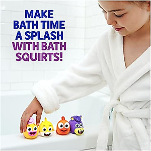 Baby Shark's Big Show! Bath Toy Bundle - 15 Pieces - Kids Bath Toys