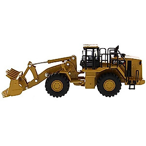 1:64 Scale Caterpillar 988H Wheel Loader - Construction Metal Series by Diecast Masters - 85697 - Functioning Arm and Bucket - Play and Collect - Made of Diecast Metal with Some Plastic Parts