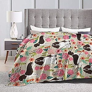 English Springer Spaniel Throw Blanket Luxury Throw Blanket Ultra-Soft Micro Fleece Blanket Perfect for Fall Winter and Spring