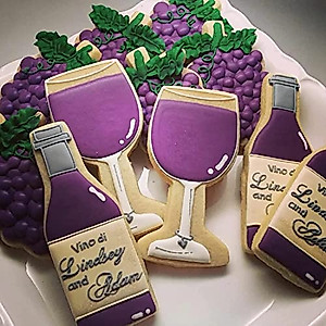 1 PC Wine Glass Cookie Cutter - Classic Goblet Wine Glass Cookie Cutter Mini Cookie Cutters Valentine Cookie Cutters for Kitchen Baking Small Cookie Cutters Shapes Baking