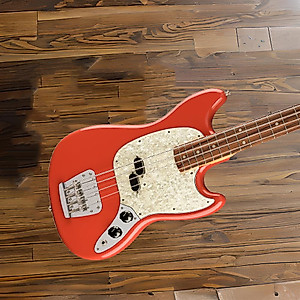Fender Vintera 60s Mustang Bass, Fiesta Red, Pau Ferro Fingerboard