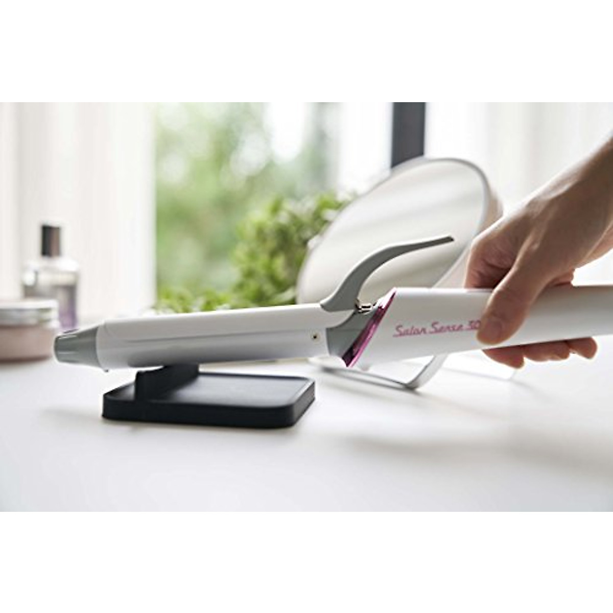 Yamazaki Home Haircare Appliance Rest Heat Resistant Styling Tool Holder/Mat Straightener/Curling Iron | Silicone | Hair Care, One Size, Black