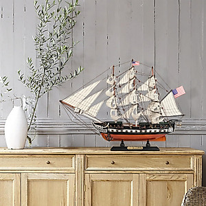 SAILINGSTORY Wooden Model Ship USS Constitution 1/150 Scale Replica Frigate Sailing Warship Model Sailboat Decor