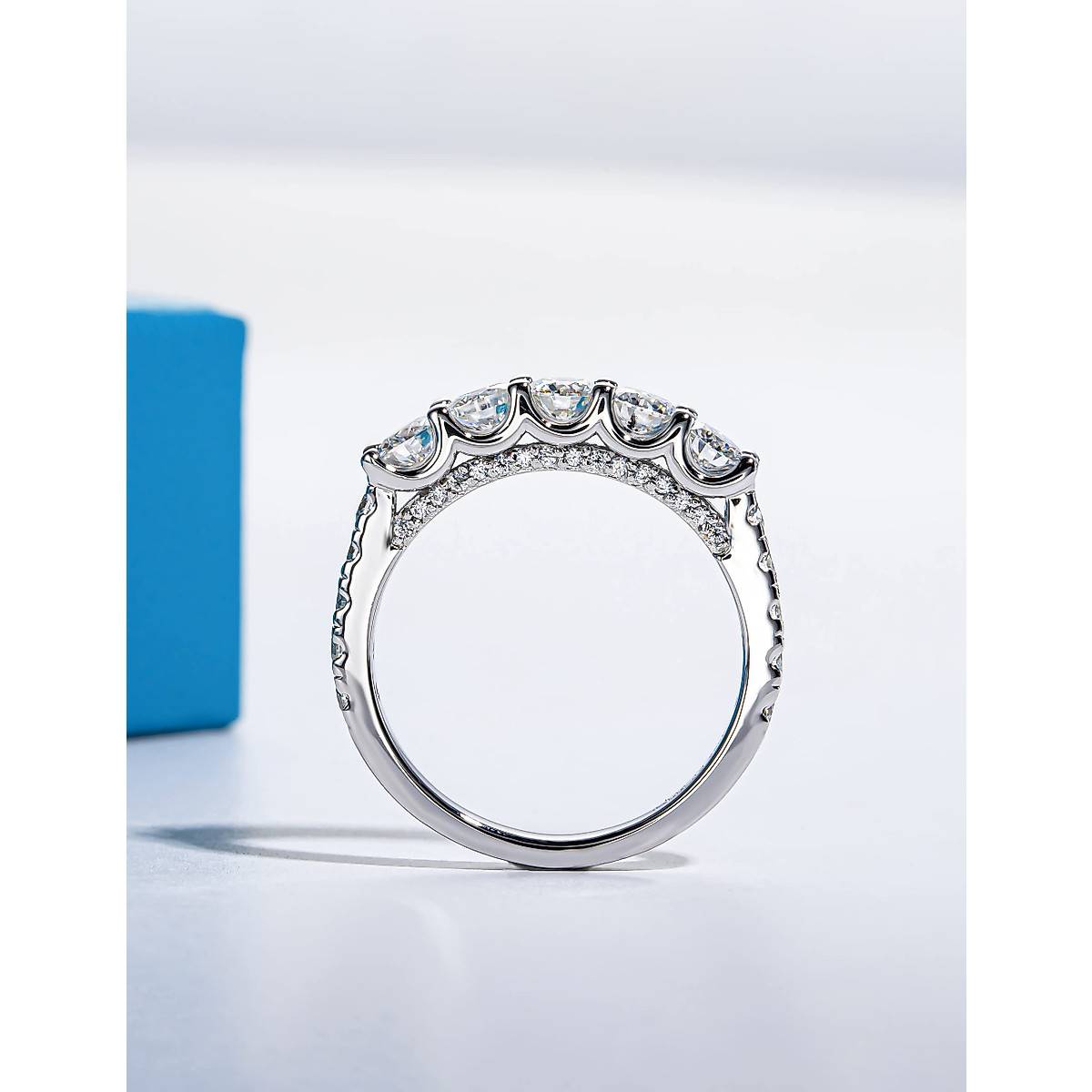 CannyCat 5 Stone Moissanite Half Eternity ring 4.0mm 2.1 CTTW Lab Created Diamond Wedding Band for Women VVS D color Moissanite Anniversary Engagement Eternity Bands Platinum Plated Silver Stacking