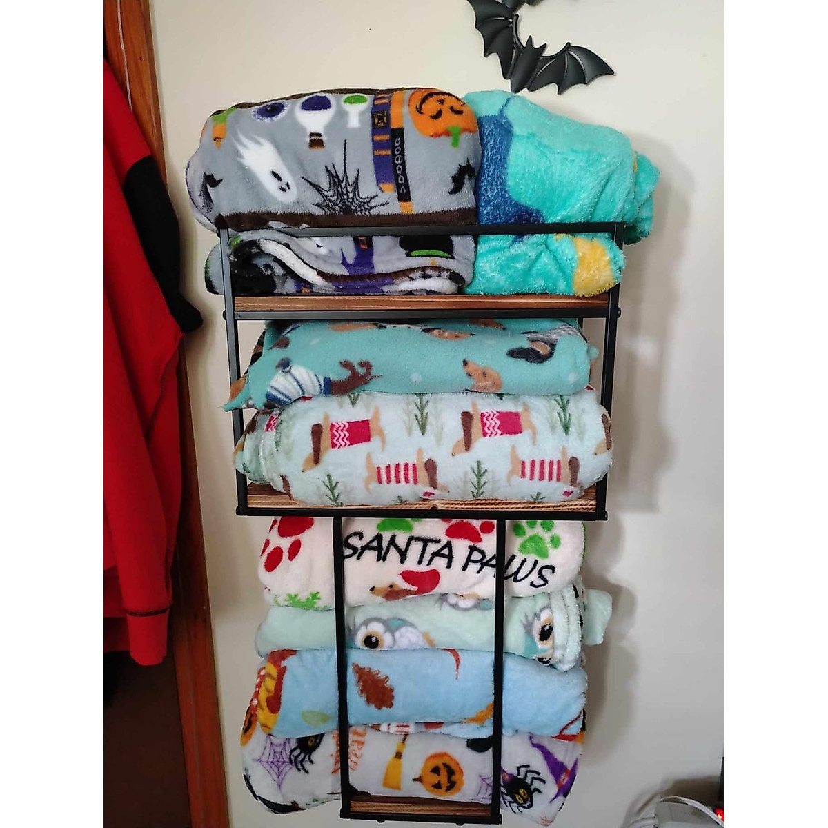 YOHSNOR Wall Mounted Towel Rack - 3 Hooks, Large Capacity, and Versatile - Ideal for Small Bathrooms, Hotels, and Spas - Perfect Towel Storage Solution