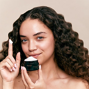 Knours. Moisturizing Shea Butter + Sweet Almond Oil Youth Cream, A rich cream that deeply rejuvenates skin, rich combination of vegan oils - EWG Verified Clean Beauty 50ml 1.69 oz.