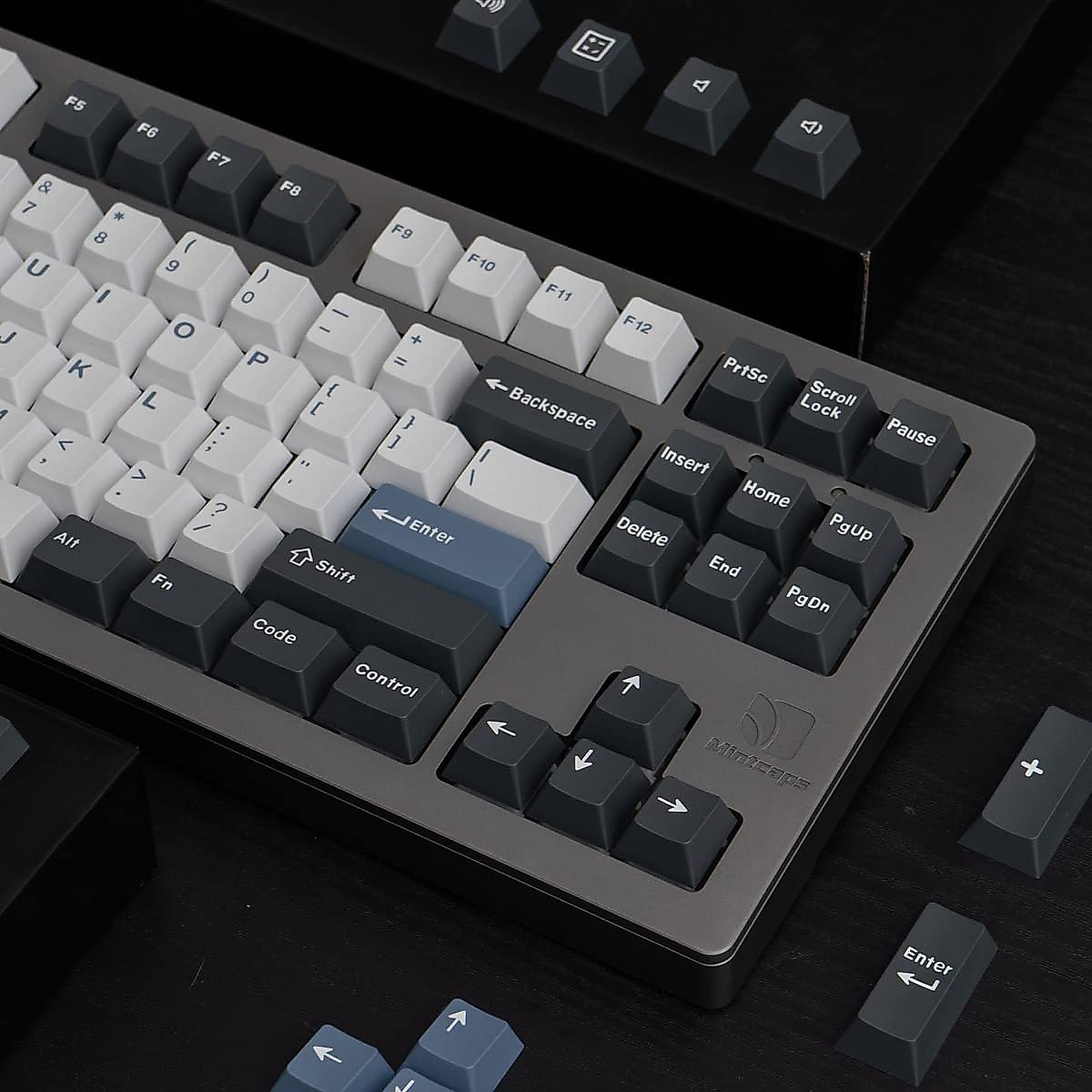 Sumgsn 172 Keys Double Shot Keycaps Cherry Profile Arctic Keycaps Set Compatible with 61/64/87/104/108 Cherry Mx Switches Mechanical Keyboard
