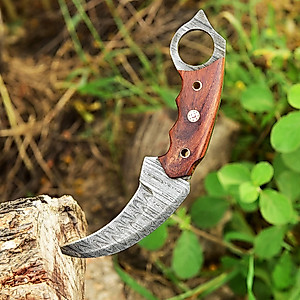 Handmade Hunting Damascus steel Hunting Knife with Genuine Leather Sheath | 7.5'’ EDC Knife for Men | Fixed Blade Outdoor Knife with Rose Wood Handle | Full Tang Razor Sharp Blade