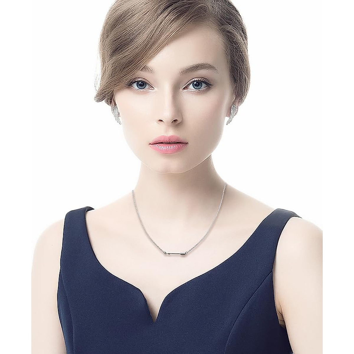 BGTY 925 Sterling Silver Classic Love Polished Sideways Arrow Horizontal Womens Pendant Necklace