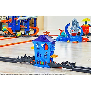 Hot Wheels Croc Mansion Attack, Playset, Multi (GJK91)