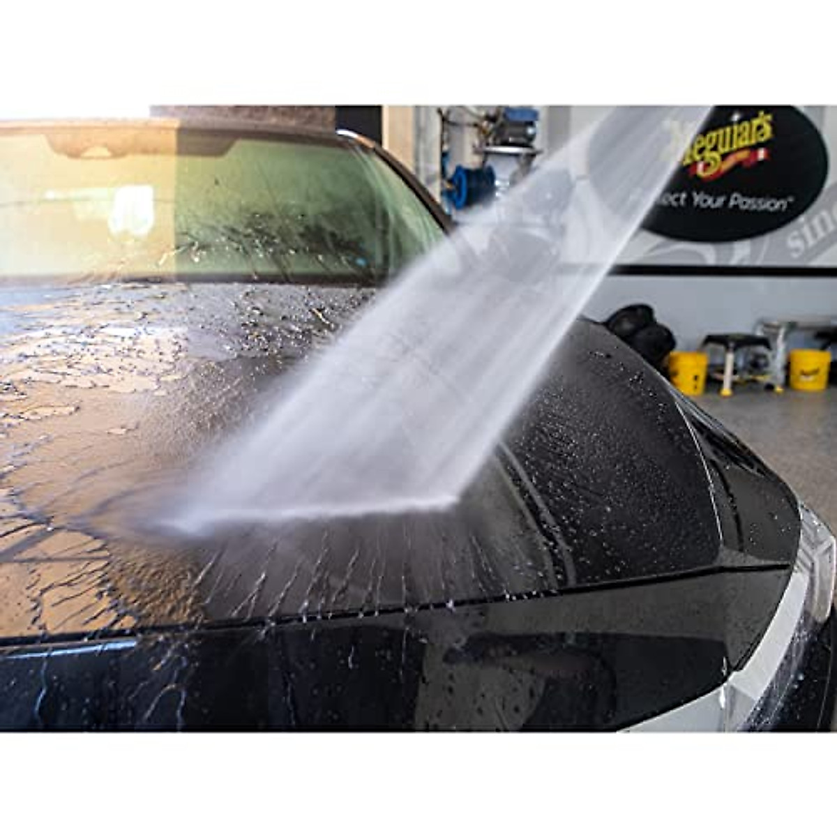 Meguiar's Hybrid Ceramic Spray Wax - SiO2 Hybrid Technology in an Easy-to-Use Spray Application That Delivers Long-Lasting Protection - 32 Oz