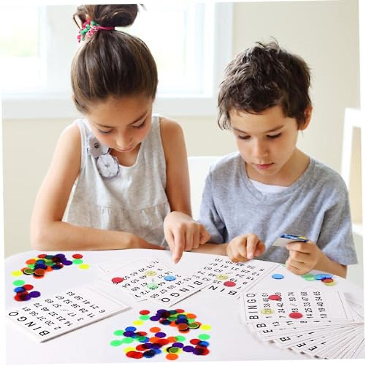 300pcs Plastic Tokens Bingo Chips Markers for Bingo Game Cards Game Accessories (Blue + Yellow + Green + Purple + Orange Each 50pcs)