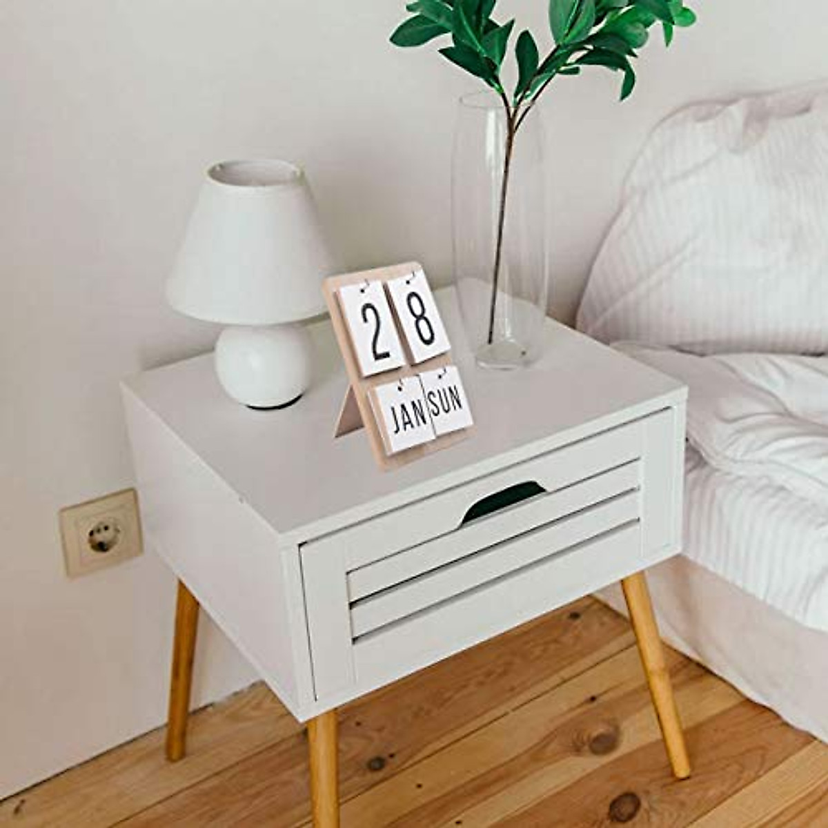 Garneck Wooden Desktop Calendar Wall Hanging Calendar Manual Perpetual Calendar Planner Schedule Year Calendar for Desk Top Office Home Decoration (White)