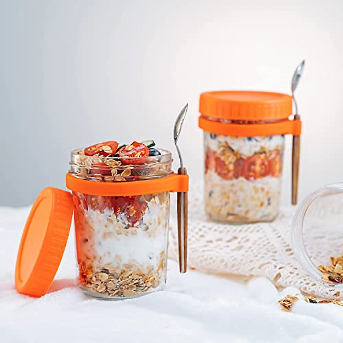SMARCH Overnight Oats Jars with Lid and Spoon Set of 2, 16 oz Large Capacity Airtight Oatmeal Container with Measurement Marks, Mason Jars with Lid for Cereal On The Go Container (Emerald Green)