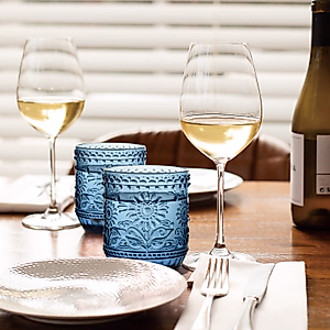 Wongblee Floral Embossed Water Glasses 12 Oz, Vintage Drinking Glasses Set of 4, Colored Glass Tumblers (Green)