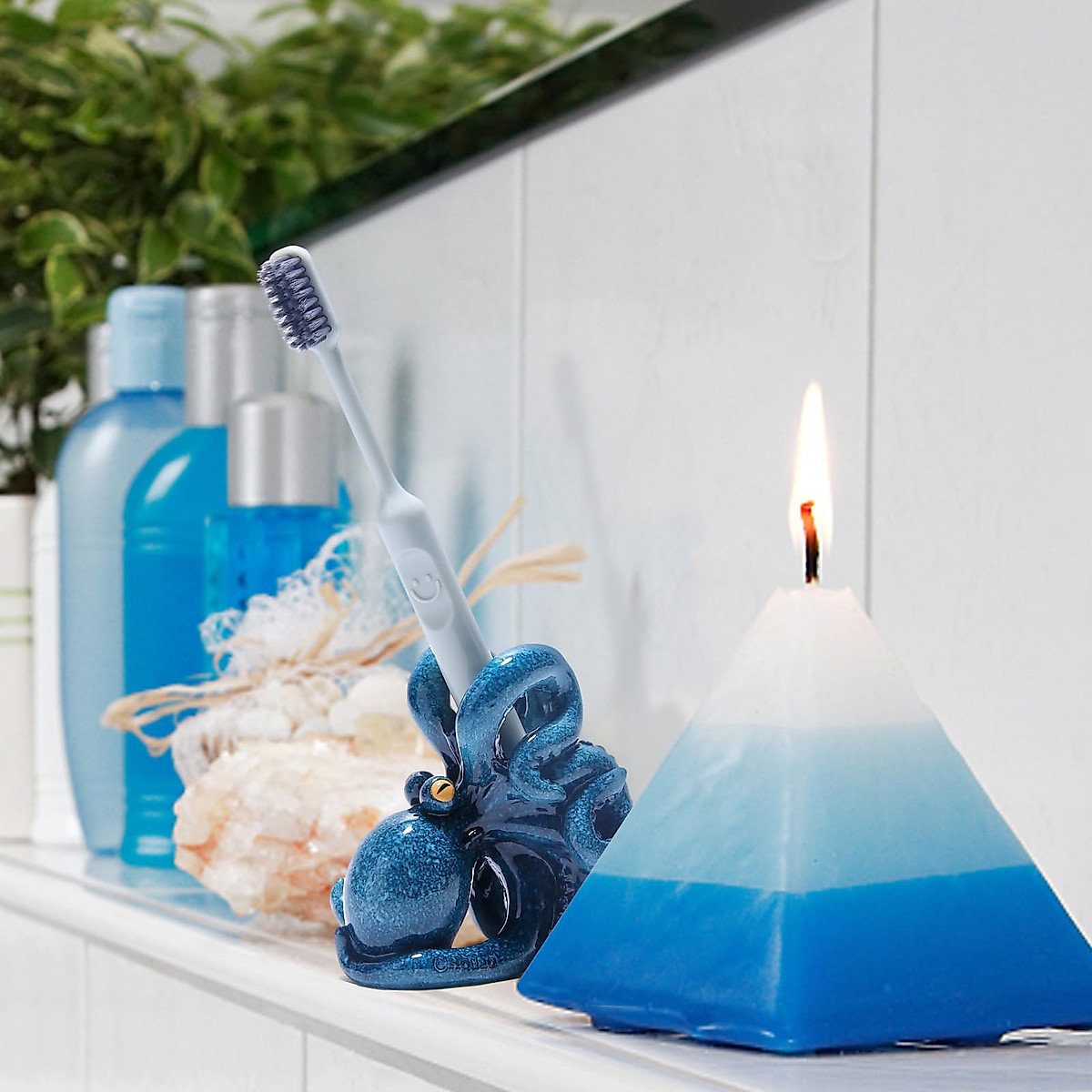 Hodao Toothbrush Holder for Kids, Resin Pencil Holder, Animal Toddler Single Tooth Brush Stand for Vanity Countertop, Office,Tooth Brushing Holder & Bathroom Accessories Decor (Blue Octopus)