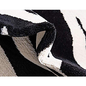 Unique Loom Wildlife Collection Animal Inspired with Zebra Design Area Rug, 6 x 9 ft, Black/Ivory