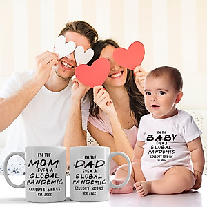 ATFUNSHOP New Parents Gifts for Couples Pregnancy Gifts for First Time Mom and Dad to Be Gifts Mom and Dad Coffee Mug with Baby Romper Est 2022 New Baby Gift Ideal for Baby Shower Gender Reveal