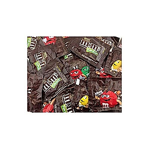 M&M's Milk Chocolate Fun Size Candy, Bulk Pack 70-ct (Pack of 2 Pounds)