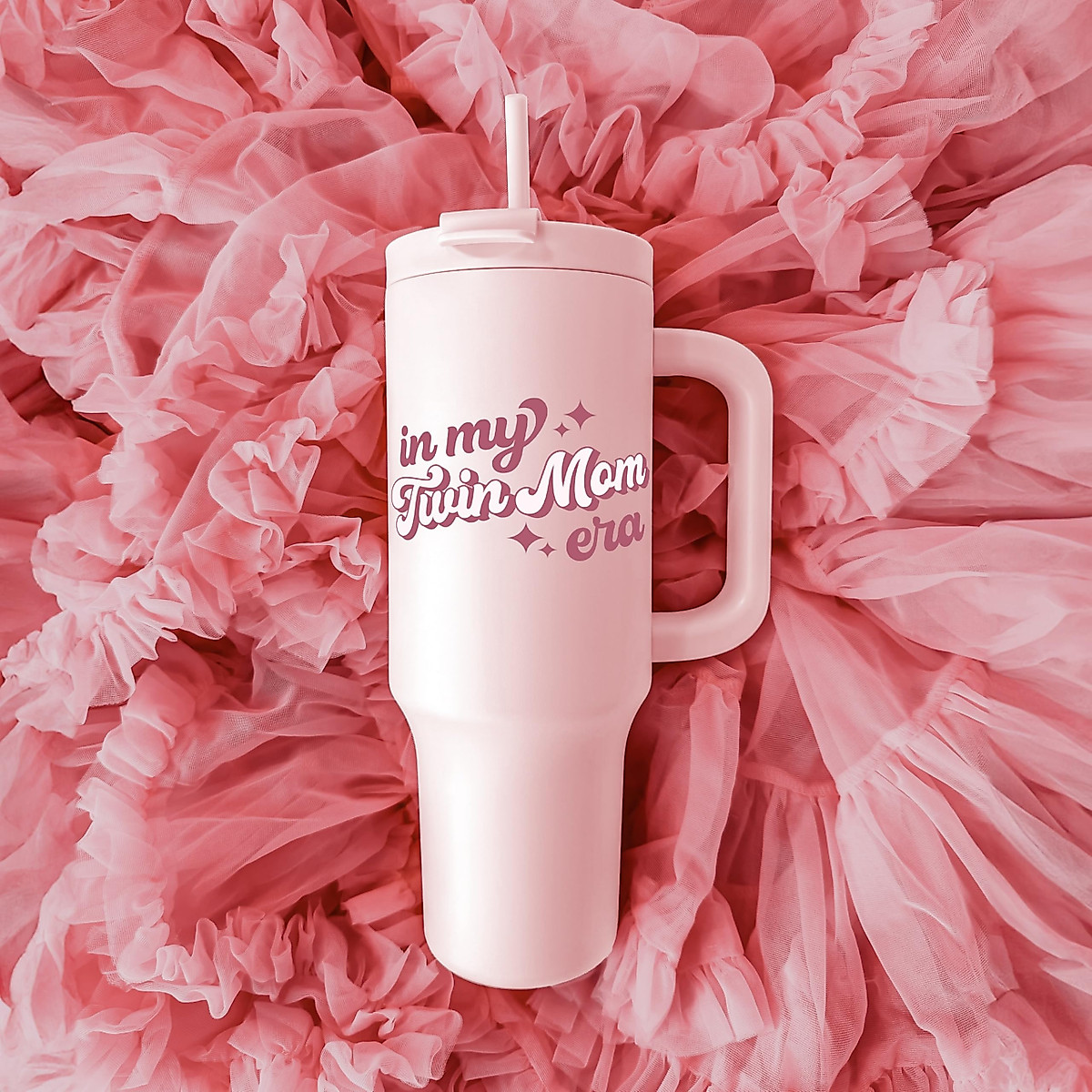 VIOLET & GALE Twin Mom Gifts - Retro Collection - 40oz Insulated Tumbler with Handle, Twin Mama Coffee Mug Water Bottle, In My Era Cup for Mothers Day