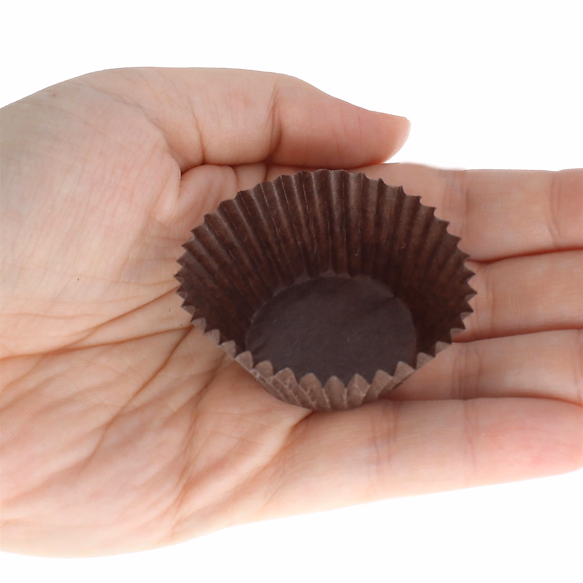 Cybrtrayd 1000 Count No.6 Glassine Paper Candy Cups, Brown