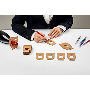 Colibrox Plain Kraft Paper Wine Bottle Tags (200 Pcs) - Durable Blank Wine Bottle Neck Tags, 2¼ x 3½ Inches with 1.1-Inch Hole - Multiuse Brown Kraft Paper Tags - Disposable Wine Vintage Tags