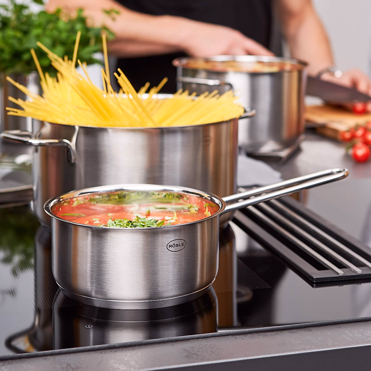 Rösle Basics Line Stainless Steel Sauce Pan, 6.3-inch Diameter and 1 Liter Capacity