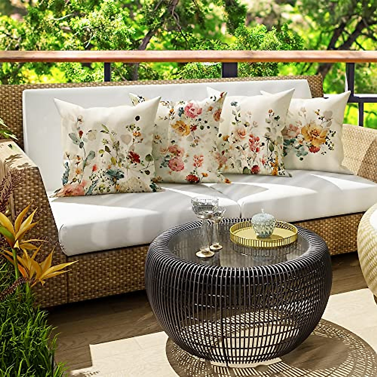GDHBLING Floral Throw Pillow Covers 16x16 Inch Set of 4 Spring Decorative Pillow Covers Outdoor Couch Pillow Covers