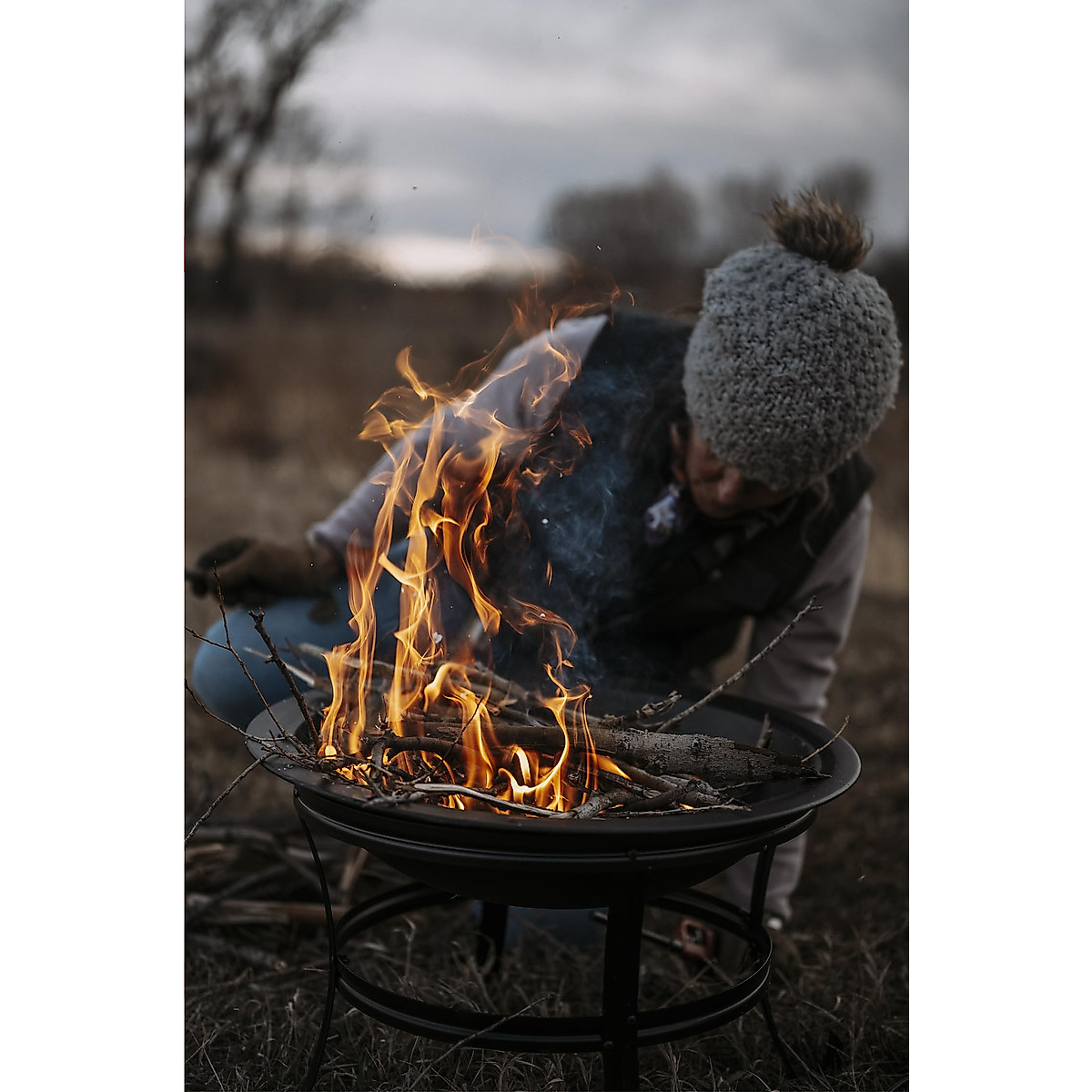 Gas One 22 in Outdoor– Wood Burning Fire Pit with Mesh Lid and Fire Picker – Durable Alloy Steel Fire Pits for Outside – Small Fire Pit for Backyard, Porch, Deck, Camping, BBQ