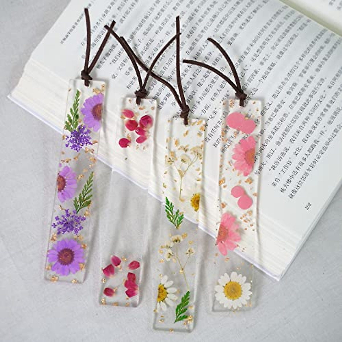 XINSHUN Epoxy Bookmark Dried Flower Resin Bookmark Pressed Flower Bookmark Transparent Acrylic Bookmark for Kids Woman Teacher Students Reading Planner Book Club Rose