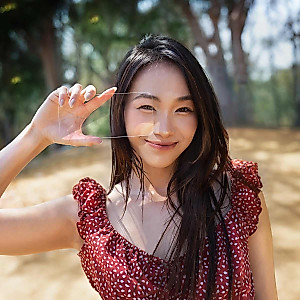 PureGear HD Clear Tempered Glass Screen Protector Compatible with Apple iPhone 11, w/Self Alignment Installation Tray, Touch Sensitive, Case Friendly, Lifetime Replacement Warranty