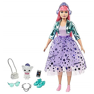 Barbie Princess Adventure Daisy Doll in Princess Fashion (12-inch Curvy) with Pink Hair, Pet Kitten, Tiara, 2 Pairs of Shoes and Accessories, for 3 to 7 Year Olds